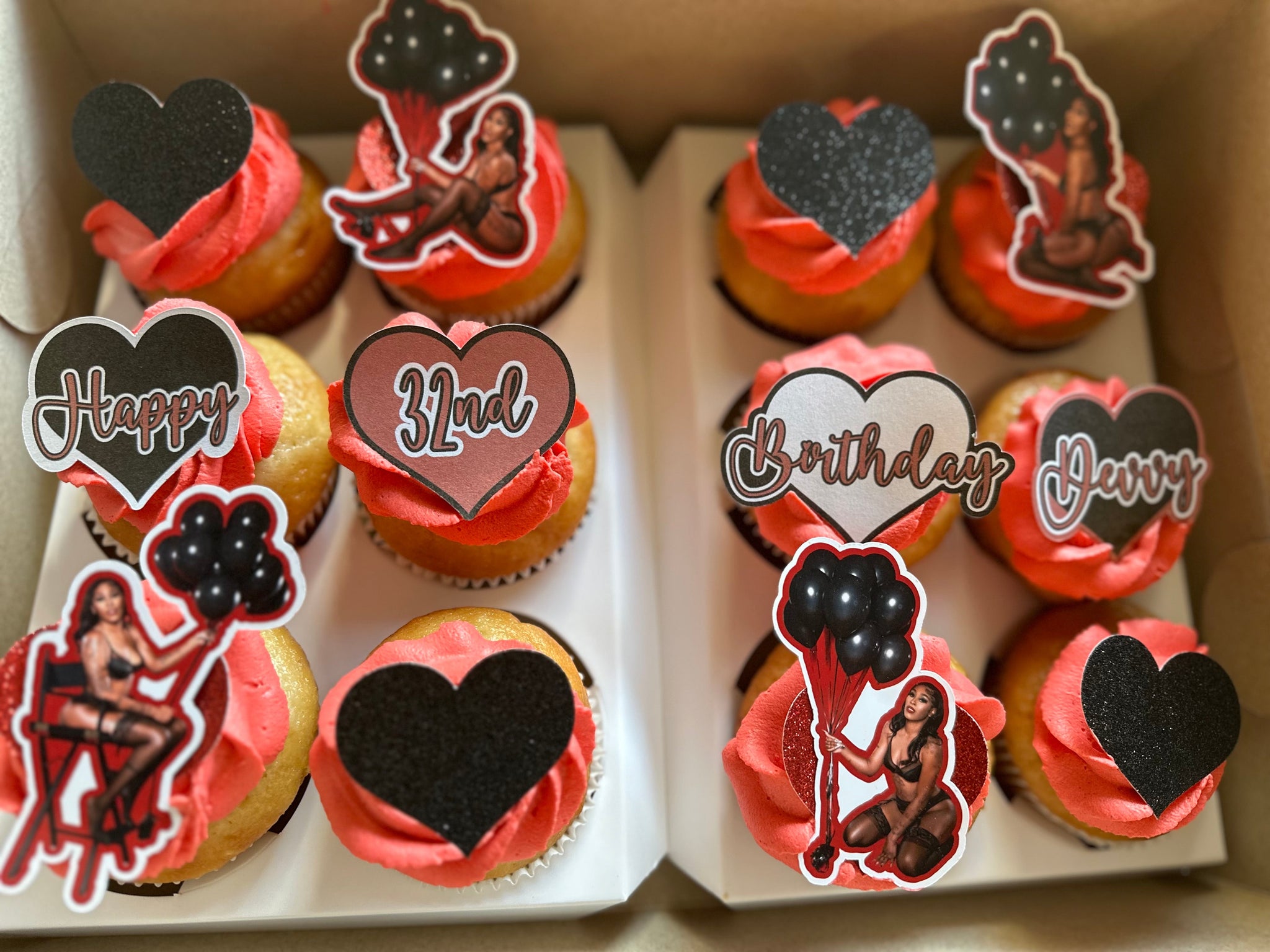 Cupcakes (Decorated) – ABC Berries & Sweets